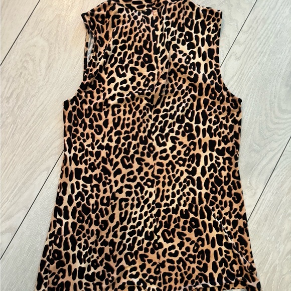 Elie Tahari | Tops | Cute Leopard Sleeveless Elie Tahari Top | Poshmark